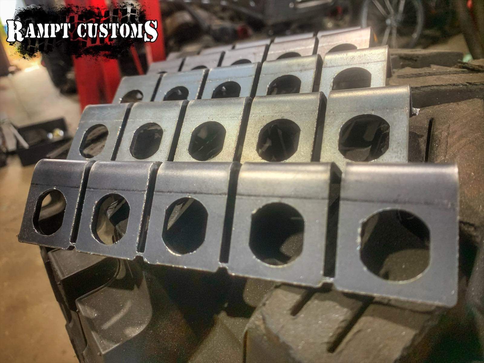 Brake line tabs - Factory style | Rampt Customs